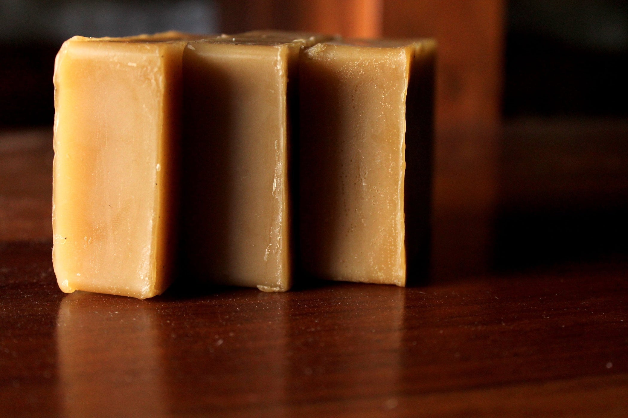 Natural Beeswax – Honey and Spice